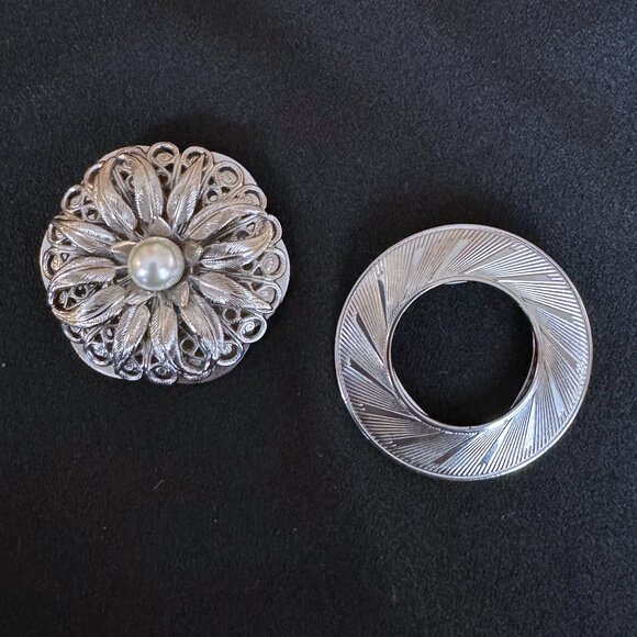 Lieba | Jewelry | Vintage Plain And Fancy Circular Silver Tone Scarf ...